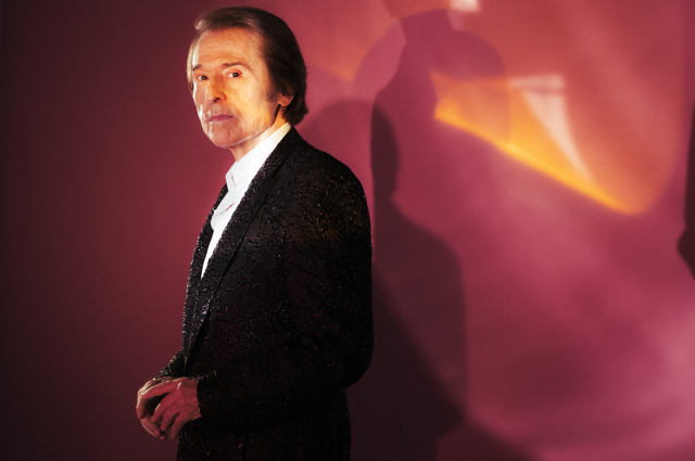 Raphael confirmó su regreso a Perú con gira "Victoria Tour"